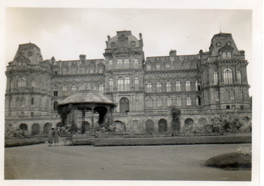 epw019869 ENGLAND (1927). The Bowes Museum, Barnard Castle, 1927 ...