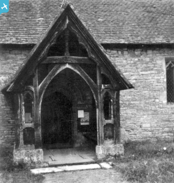 eaw004018 ENGLAND (1947). Flooding along the River Severn and Bushley ...