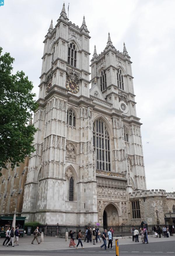 epw025096 ENGLAND (1928). Imperial Chemical House, Victoria Tower ...