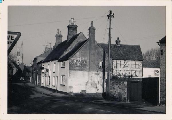 EPW028952 ENGLAND (1929). The town centre, St Neots, 1929. This image ...